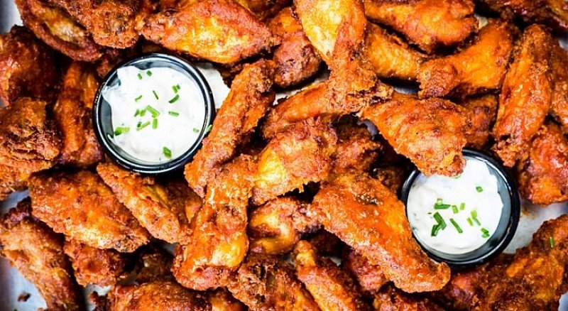 WING WEDNESDAY! 15 Chicken Wings for £5 - ALL DAY! | Flaming Grill Pubs ...
